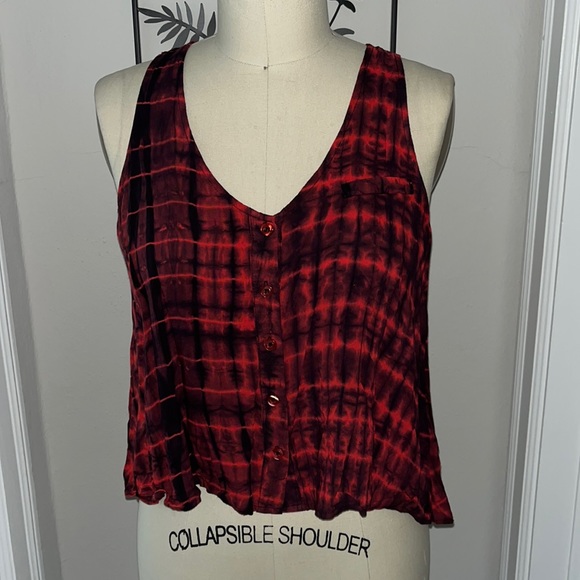 Sparkle & Fade | Tops | Button Up In Tank | Poshmark